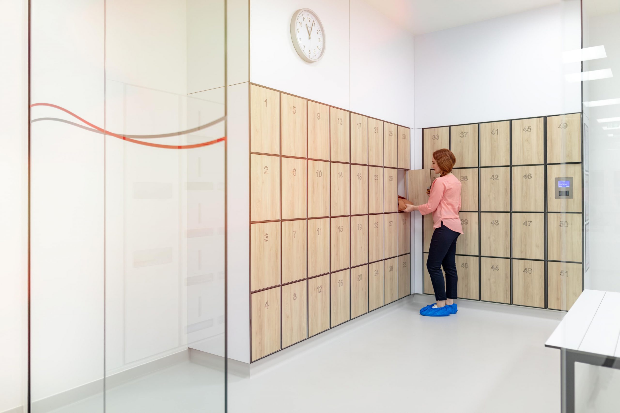 Vecos | The #1 locker system for storage in locker rooms